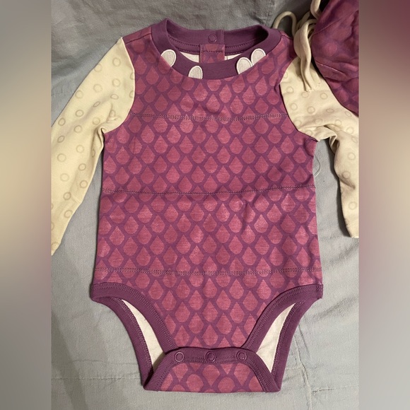 Disney | One Pieces | New Walt Disney Parks Monsters Inc Boo Long ...